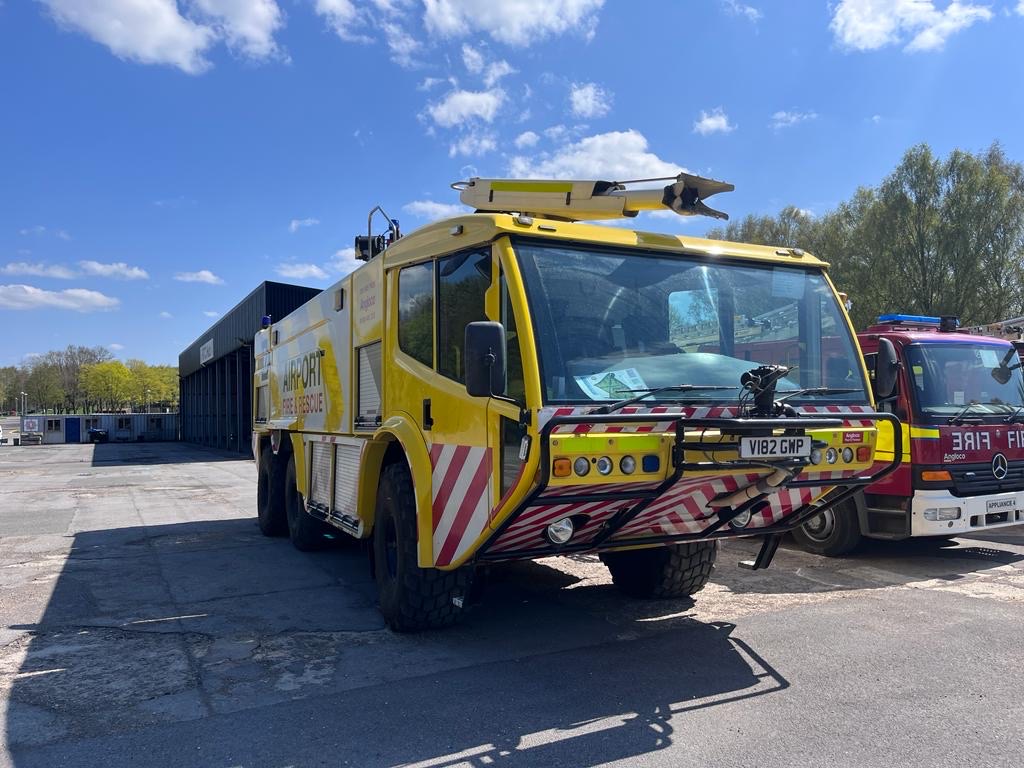 Cobra 2 6x6 - Good quality used emergency service vehicles and ...